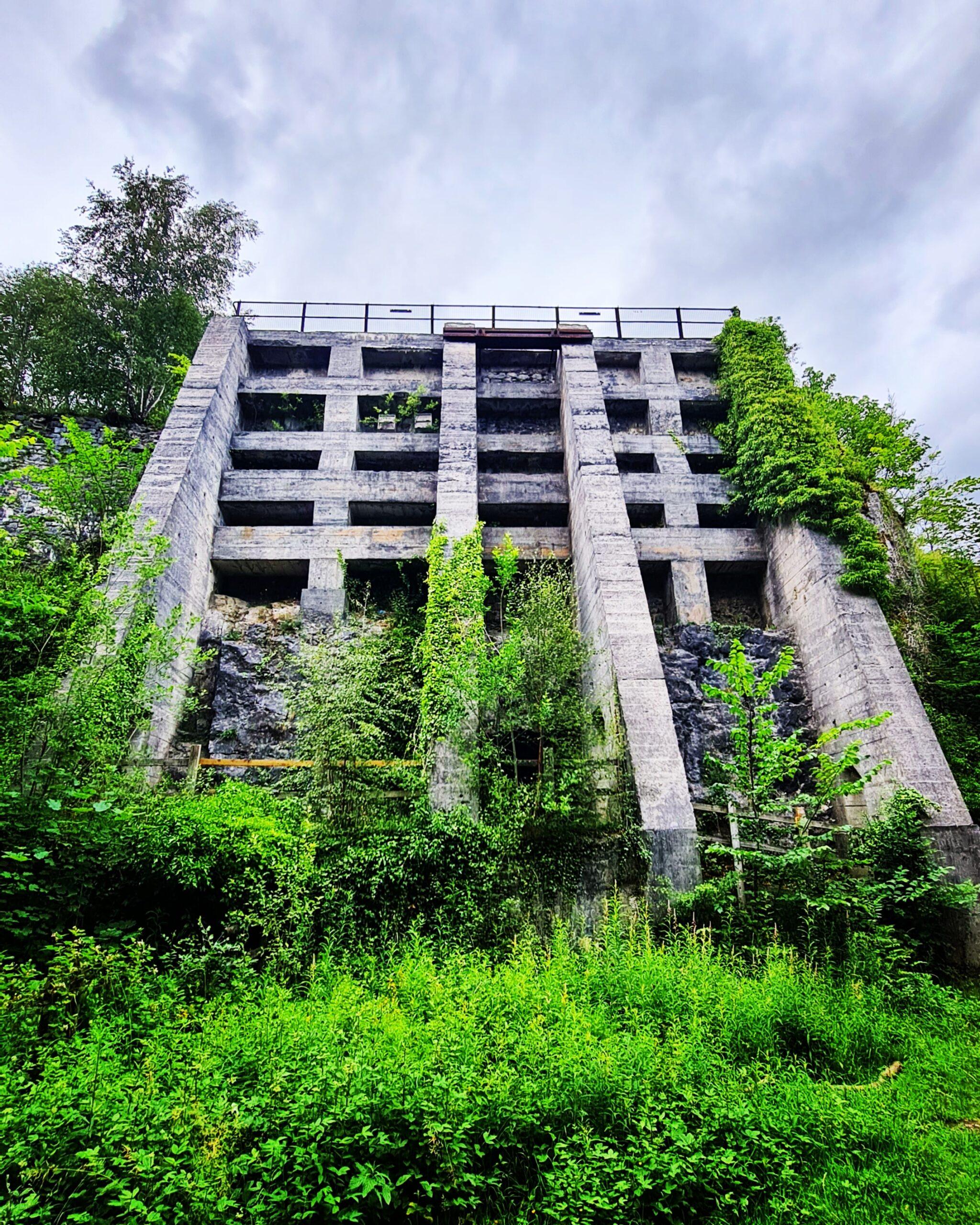 A Historic Journey from Millers Dale to Chee Dale and Beyond – Papa ...