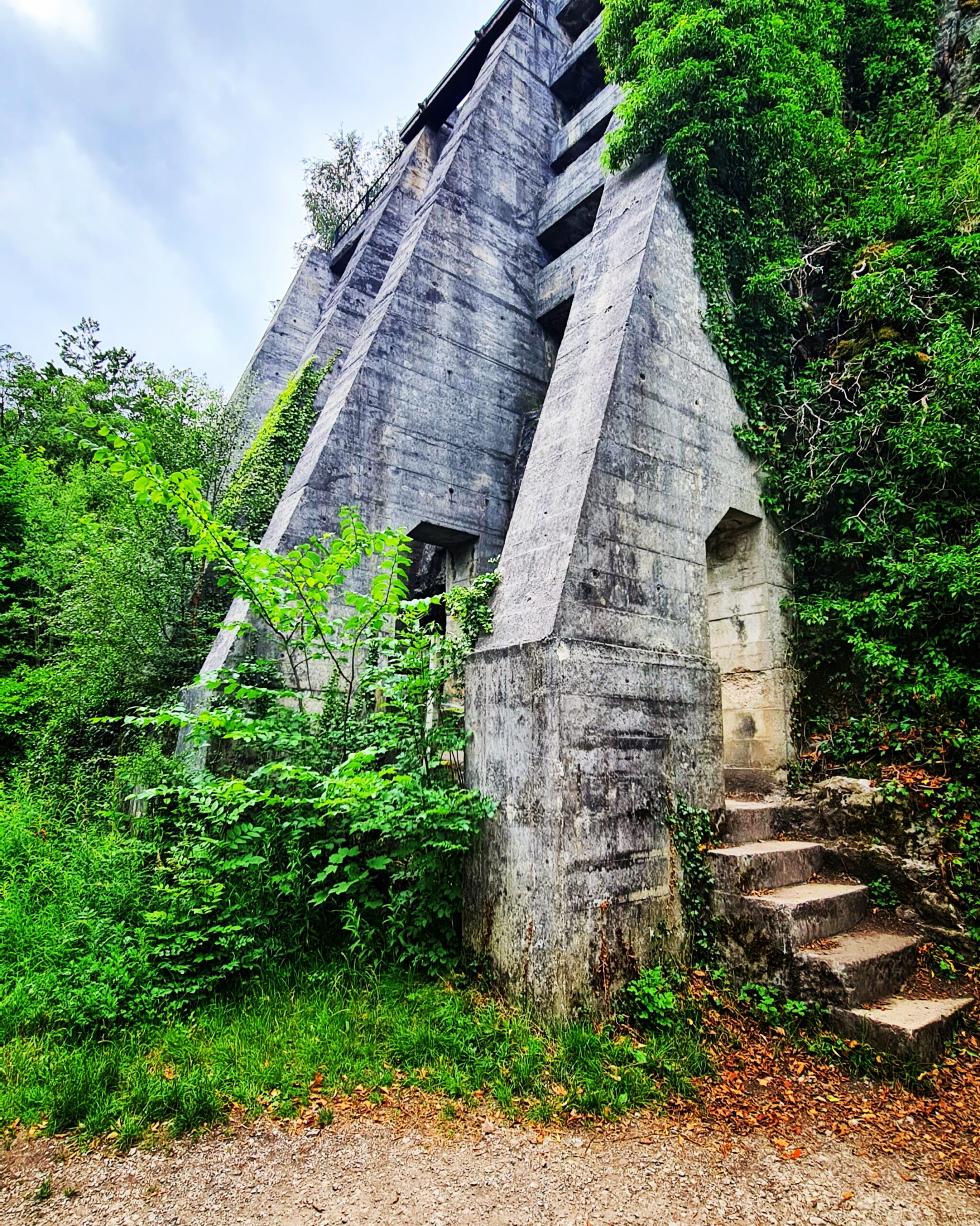 A Historic Journey from Millers Dale to Chee Dale and Beyond – Papa ...